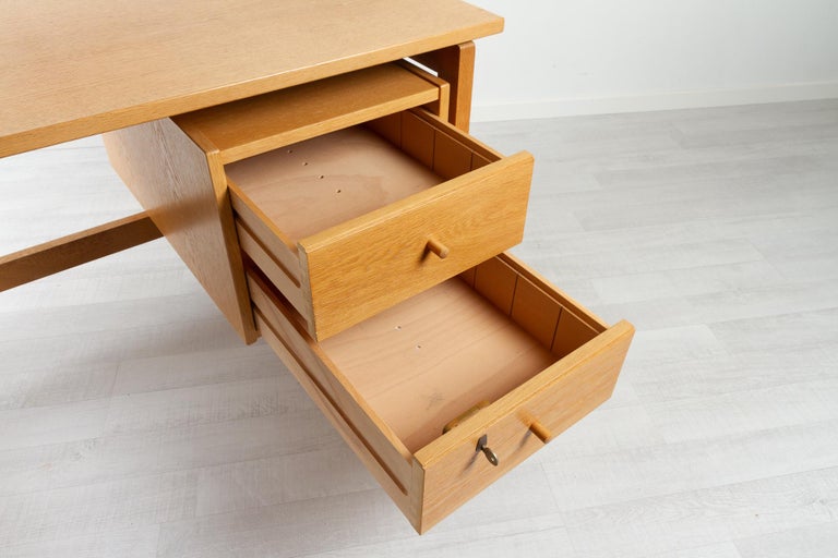 Danish Modern Writing Desk GE 125 by Hans J. Wegner for GETAMA 1970s ...