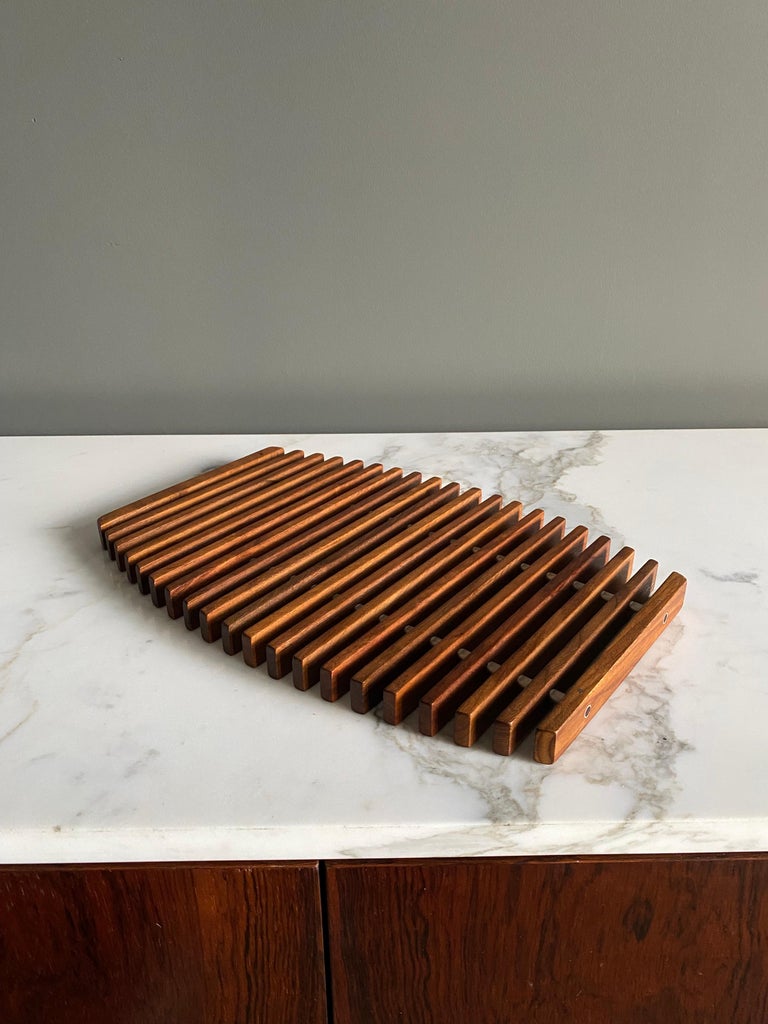 Danish Slatted Teak Trivet, 1960's For Sale at 1stDibs