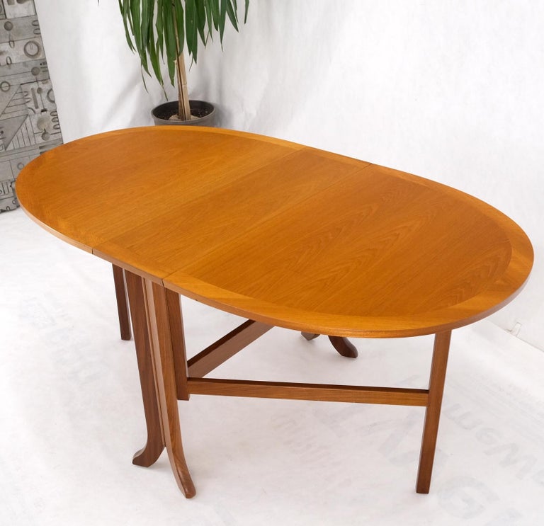 Danish Teak Mid-Century Modern Drop Leaf Gate Leg Dining Table For Sale ...
