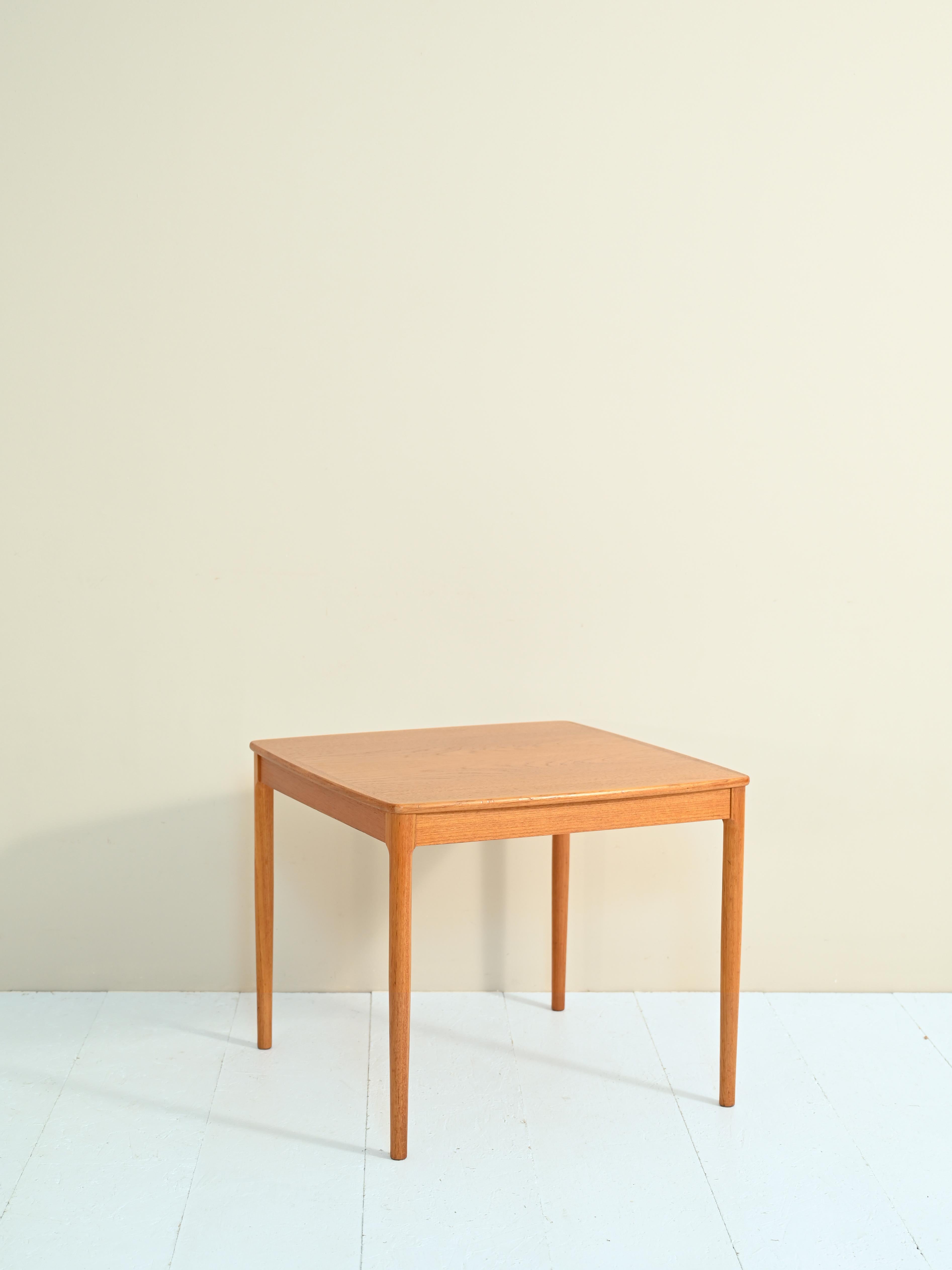 Danish vintage coffee table For Sale at 1stDibs
