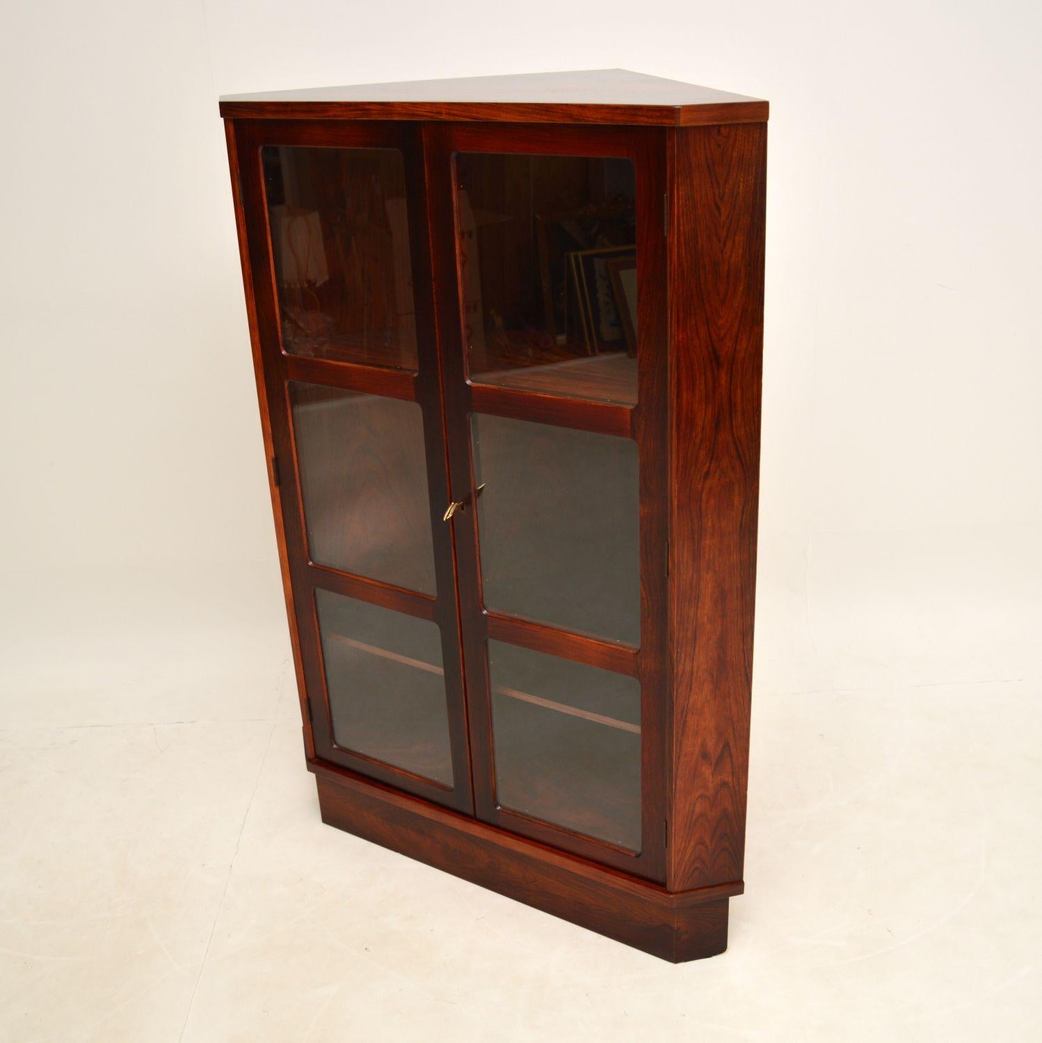 Danish Vintage Corner Cabinet For Sale at 1stDibs | retro corner cabinet