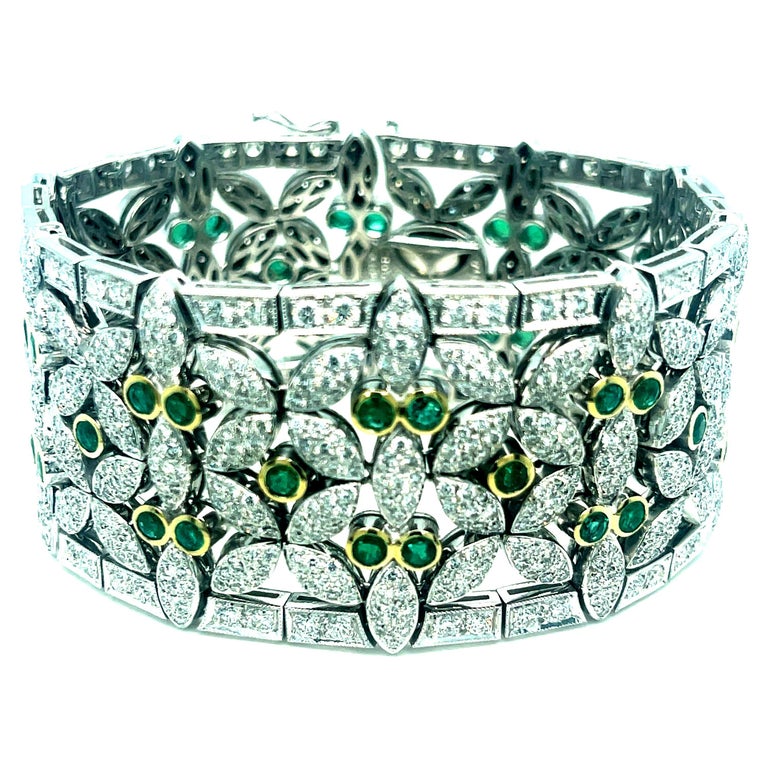 Emerald Diamond Cuff Bracelet 14.87 Carats Diamonds 5.62 Carat Emeralds ...