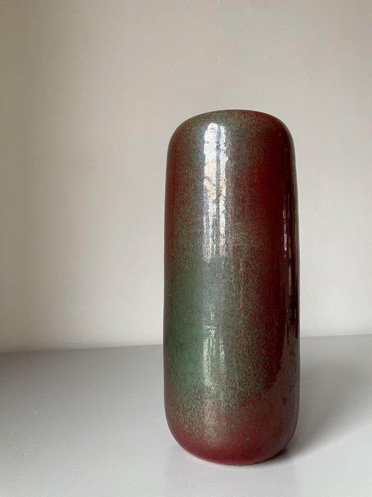 Dark Red Green Lustre Glazed Vase, Zaalberg, 1950s For Sale at 1stDibs