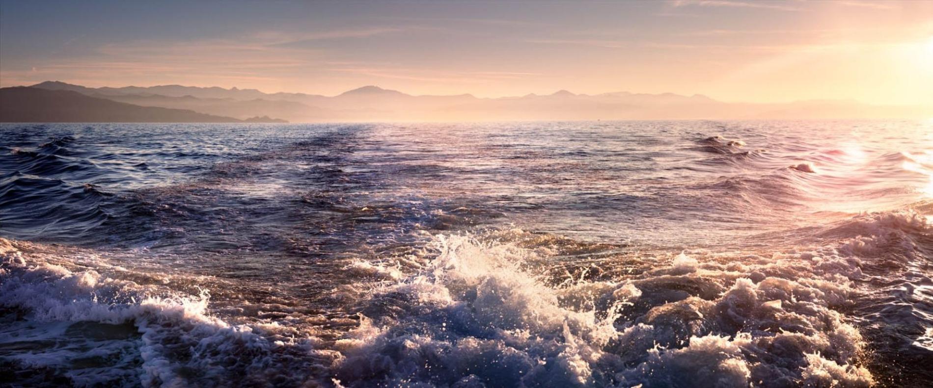 David Drebin - Waves, Lightbox (40" x 96") For Sale at 1stDibs