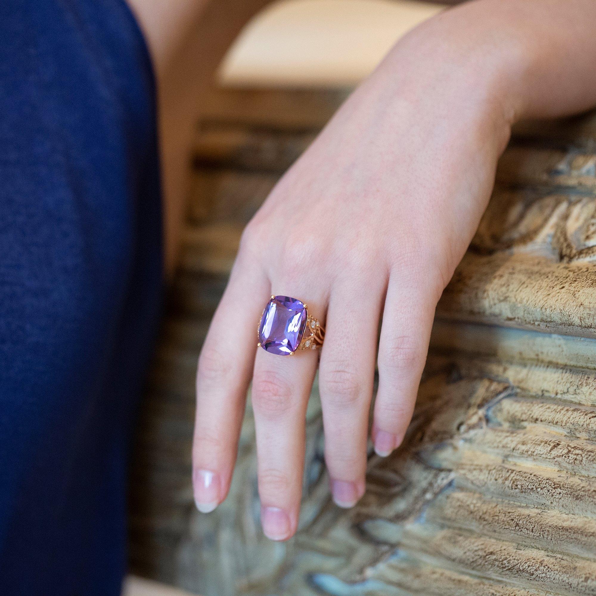 Certified 12.74ct Russian Amethyst and Diamond 18ct gold Ring For Sale ...