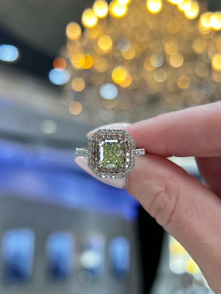 David Rosenberg 2.07 Carat Radiant Fancy Green Yellow GIA Diamond Ring For Sale at 1stDibs