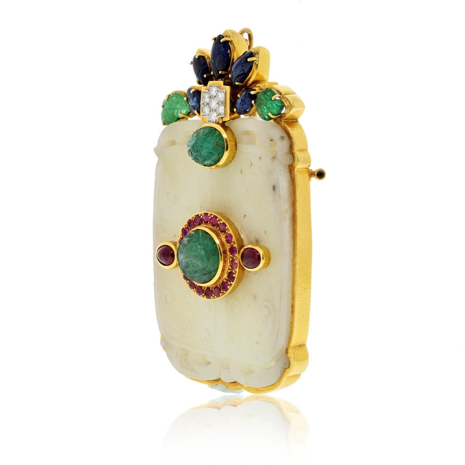 David Webb 18K Yellow Gold French Chinos Carved Jade Pendant For Sale ...