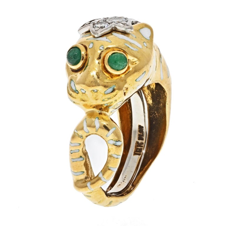 David Webb 18K Yellow Gold Mini Leopard White Enamel Green Eyes Ring ...