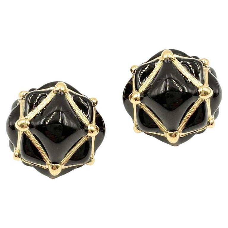 David Webb Black Enamel Pyramid Trellis Dome Earrings For Sale at 1stDibs