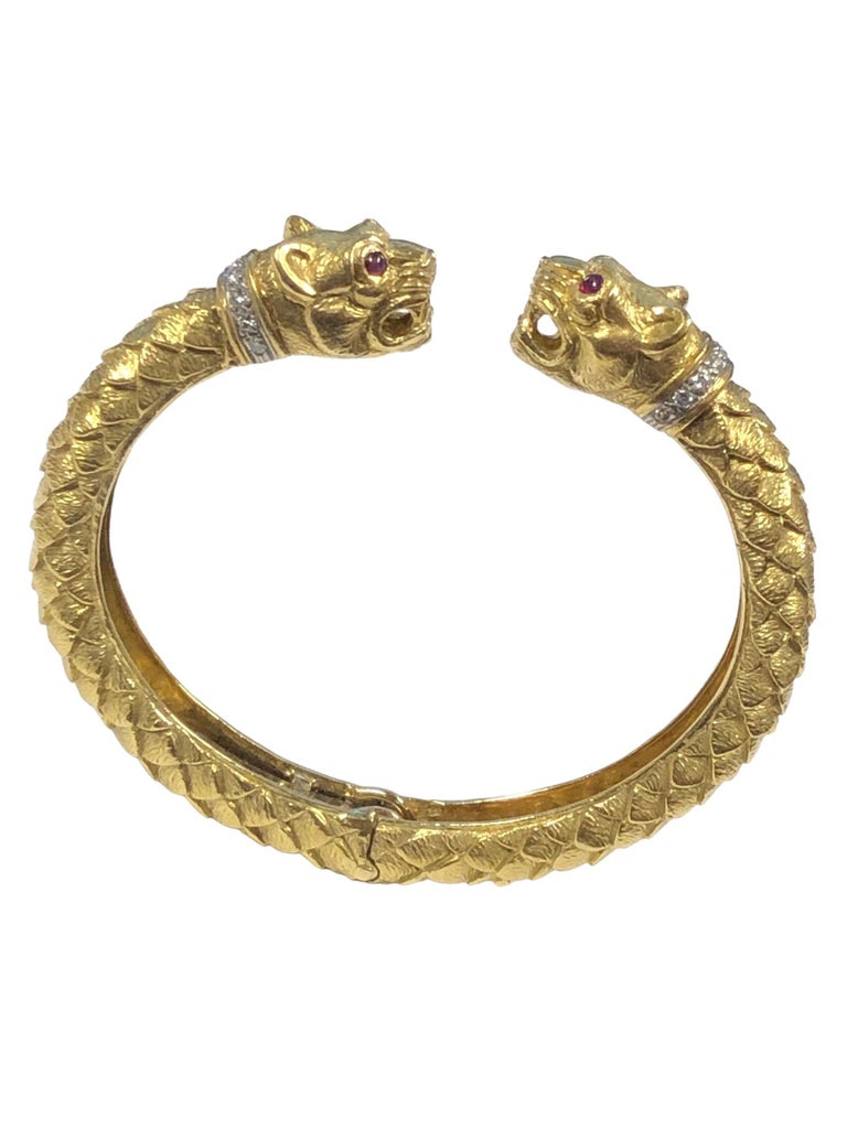 David Webb Double Leopard Chimera Heads Yellow Gold and Gem Set Cuff ...