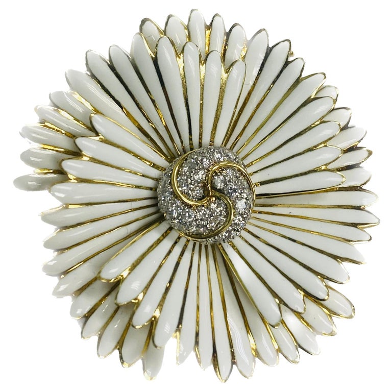 David Webb Flower Brooch Gold Enamel For Sale at 1stDibs