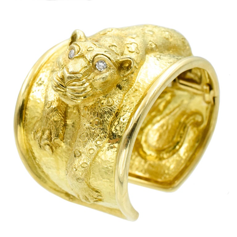 David Webb Gold and Diamond Leopard Cuff at 1stDibs | david webb ...