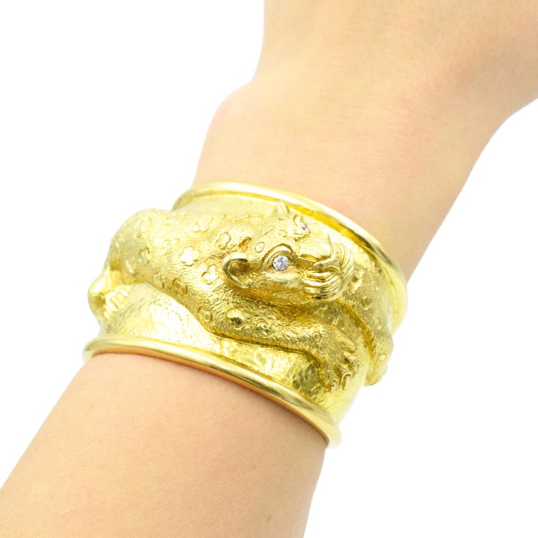David Webb Gold and Diamond Leopard Cuff at 1stDibs | david webb ...