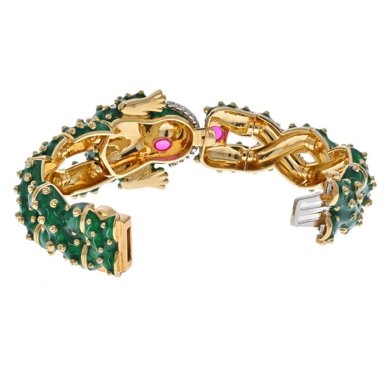 David Webb Green Enamel, Diamond and Ruby Frog Bracelet For Sale at 1stDibs