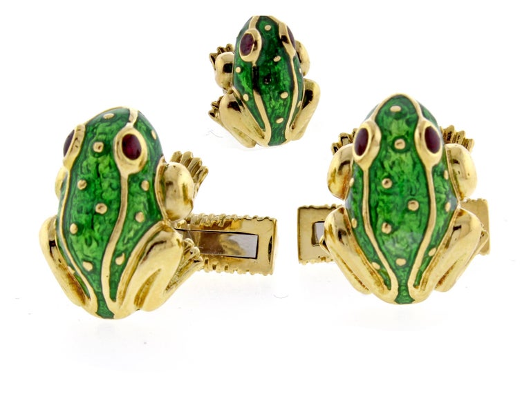 David Webb Green Enamel Gold Frog Cufflinks at 1stDibs