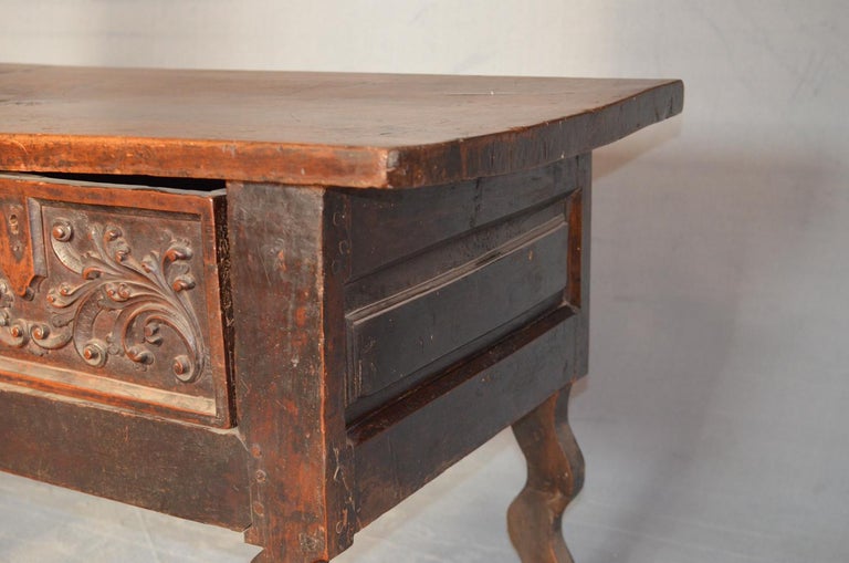Florentine Renaissance Table in Italian Dark Walnut, 16th Century For ...