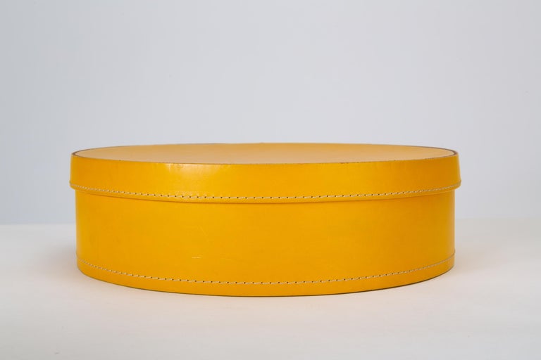 Round Leather Nesting Boxes by Arte Cuoio and Triangolo at 1stDibs