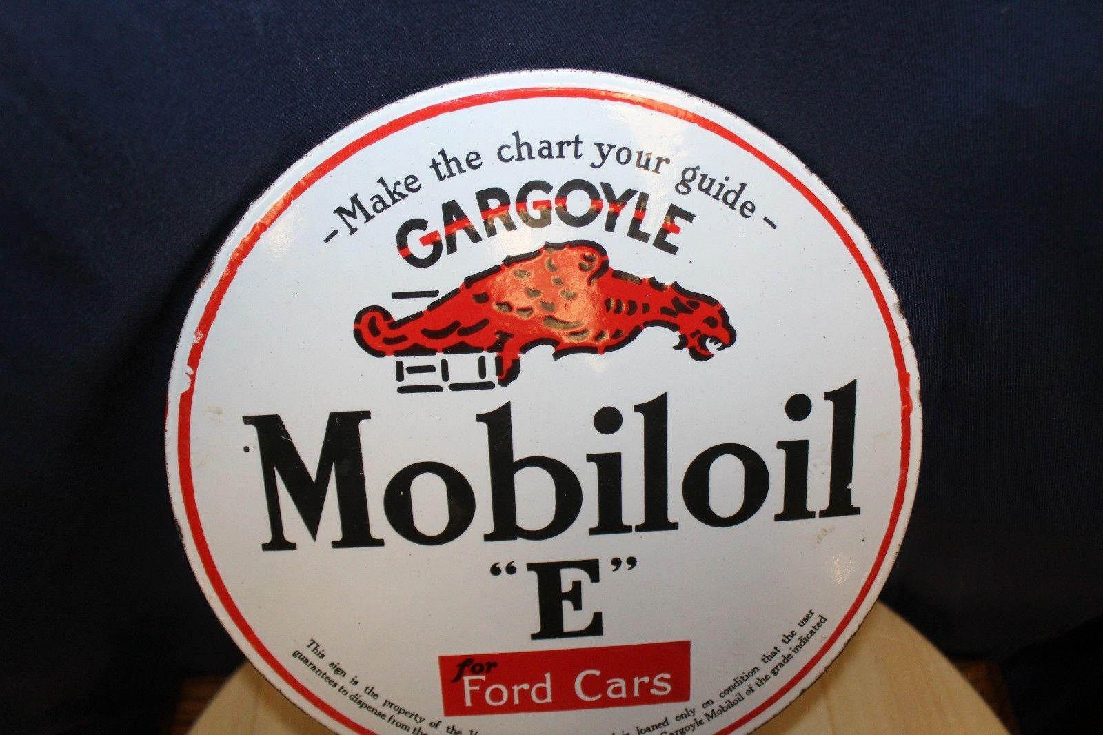 1920s-1930s Mobiloil Gargoyle D.S. Porcelain Lubester Sign For Sale at ...