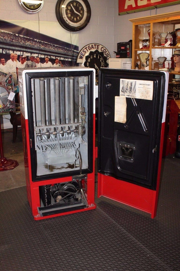 1950s Coca-Cola Westinghouse Model 42 Vending Machine For Sale at ...