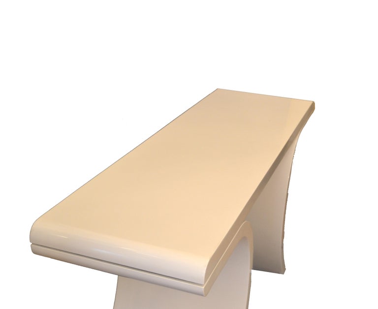 Hollywood Regency White Lacquer Console Table with Curved Legs For Sale ...