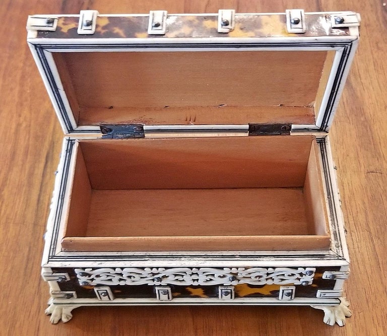 19th Century Anglo Indian Vizagapatam Shell and Faux Ivory Ring Box at ...