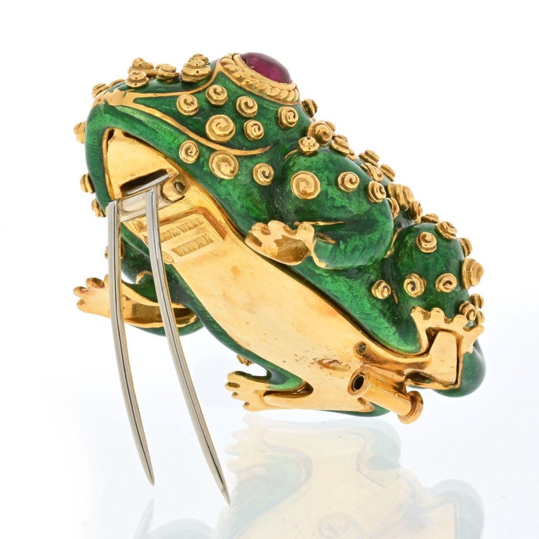 David Webb Platinum and 18K Yellow Gold Green Enamel Ruby Eyes Frog ...