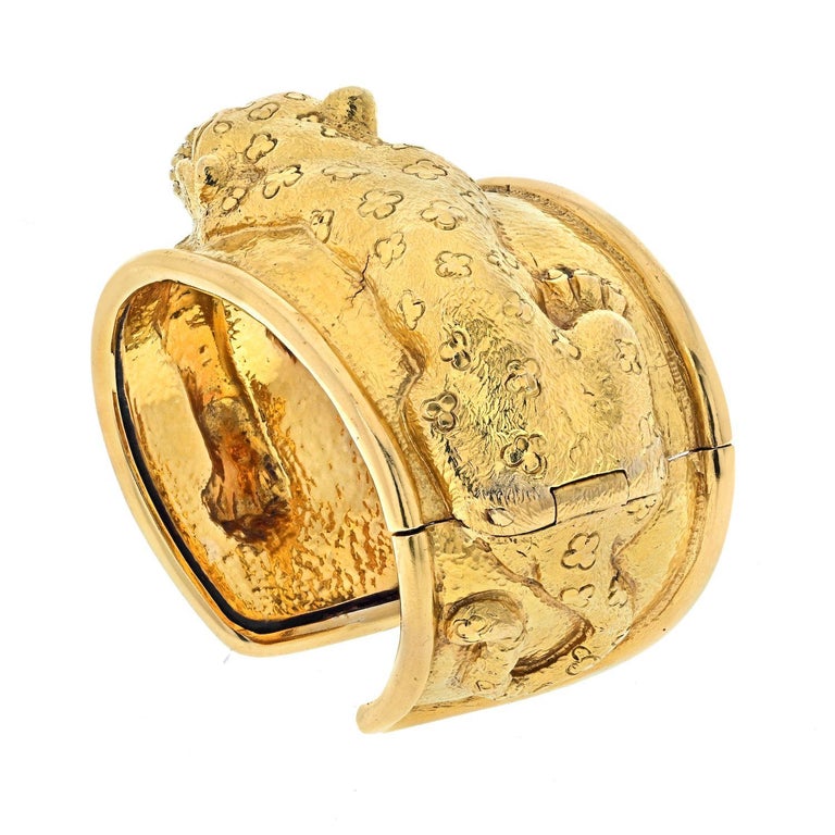 David Webb Platinum and 18K Yellow Gold Repousse Finish Leopard ...