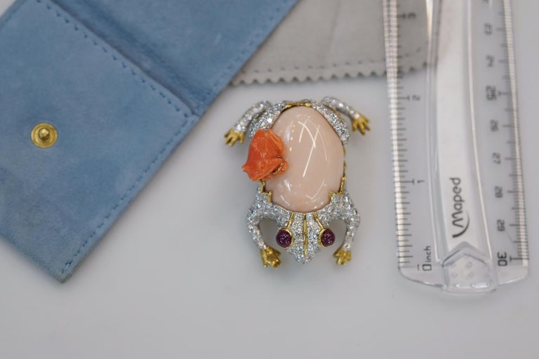 David Webb Platinum and Gold Frog with a Baby Frog in Diamonds and ...