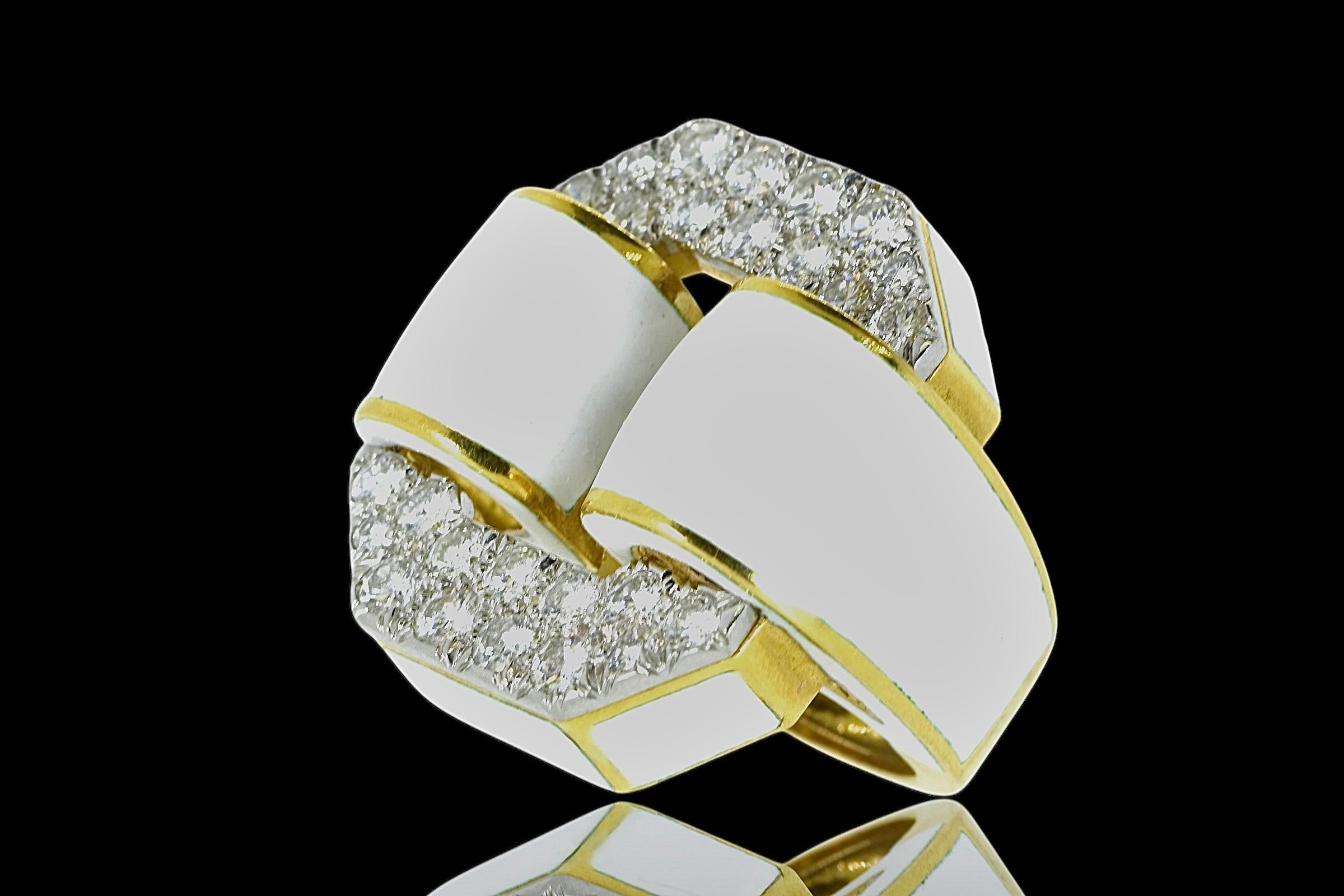 David Webb Ring Enamel, 18K, Platinum, signed and with a David Webb ...