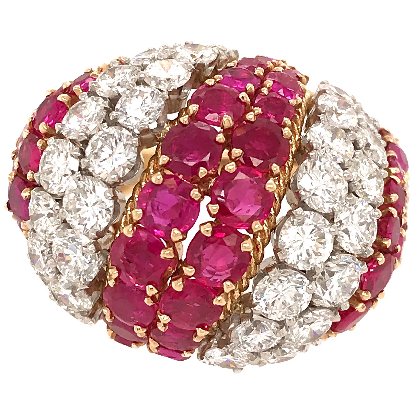David Webb Ruby and Diamond Vintage Ring For Sale at 1stDibs