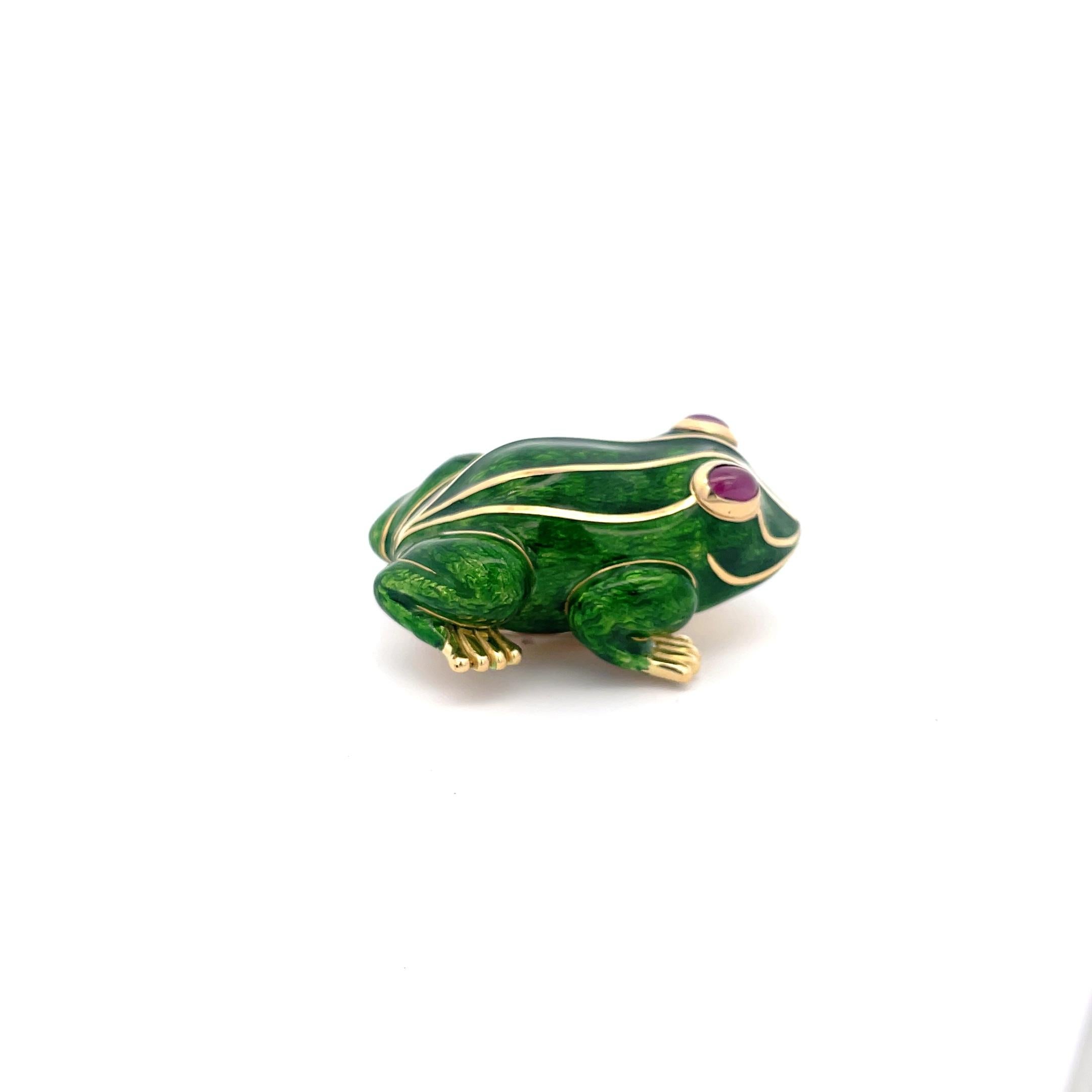 David Webb Ruby and Enamel Frog Pin in 18K Yellow Gold For Sale at 1stDibs