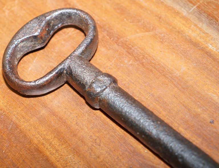 Very Rare Huge 17th Century Iron Gothic Castle Key Decorators Heaven ...