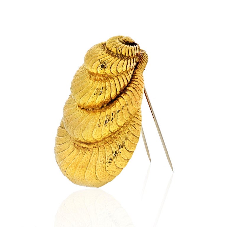David Webb Shell Hammered Finish Vintage Brooch For Sale at 1stDibs