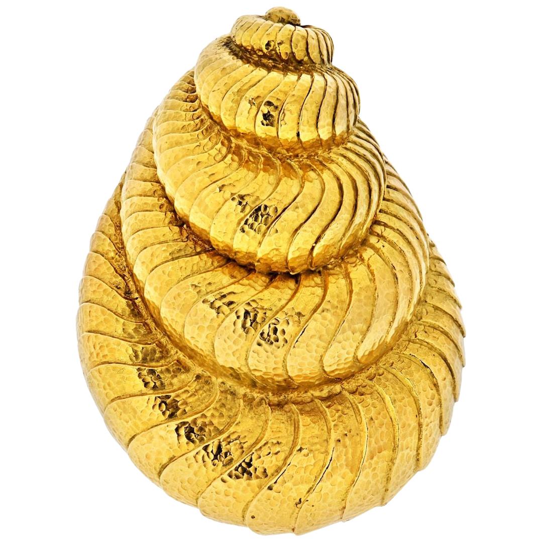 David Webb Shell Hammered Finish Vintage Brooch For Sale at 1stDibs