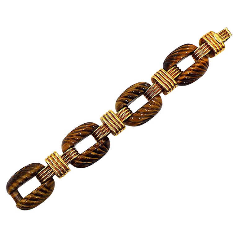 David Webb Tiger Eye 18K Yellow Gold Link Bracelet For Sale at 1stDibs