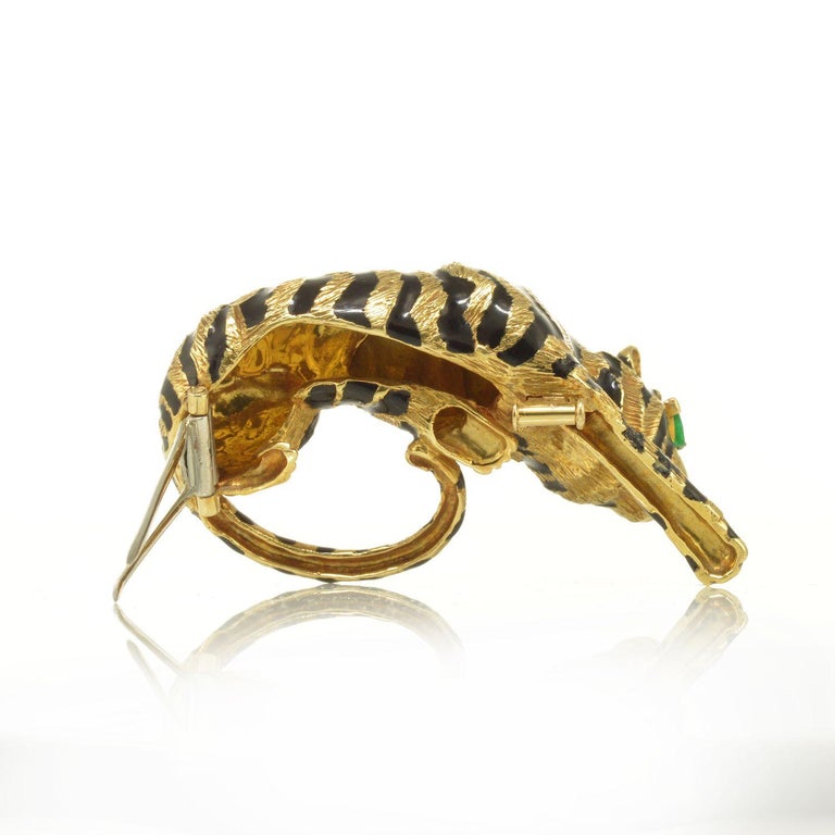 David Webb Tiger with Green Emerald Eyes Vintage Brooch For Sale at 1stDibs