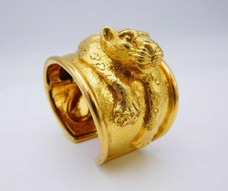 David Webb Yellow Gold Repousse Leopard Cuff Bracelet at 1stDibs