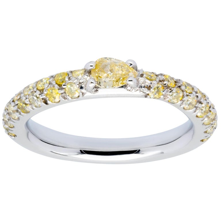 0.90 Carats Fancy Natural Diamonds d'Avossa Sunshine Collection Ring ...