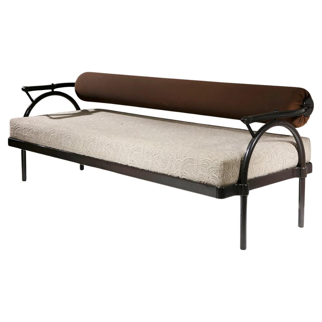 Museo by Enzo Mari for Zanotta For Sale at 1stDibs