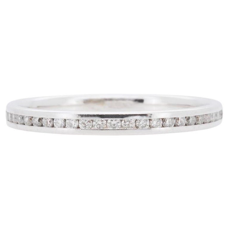 Verlobungsring aus Platin mit 0,16 Karat natürlichen Diamanten und ...