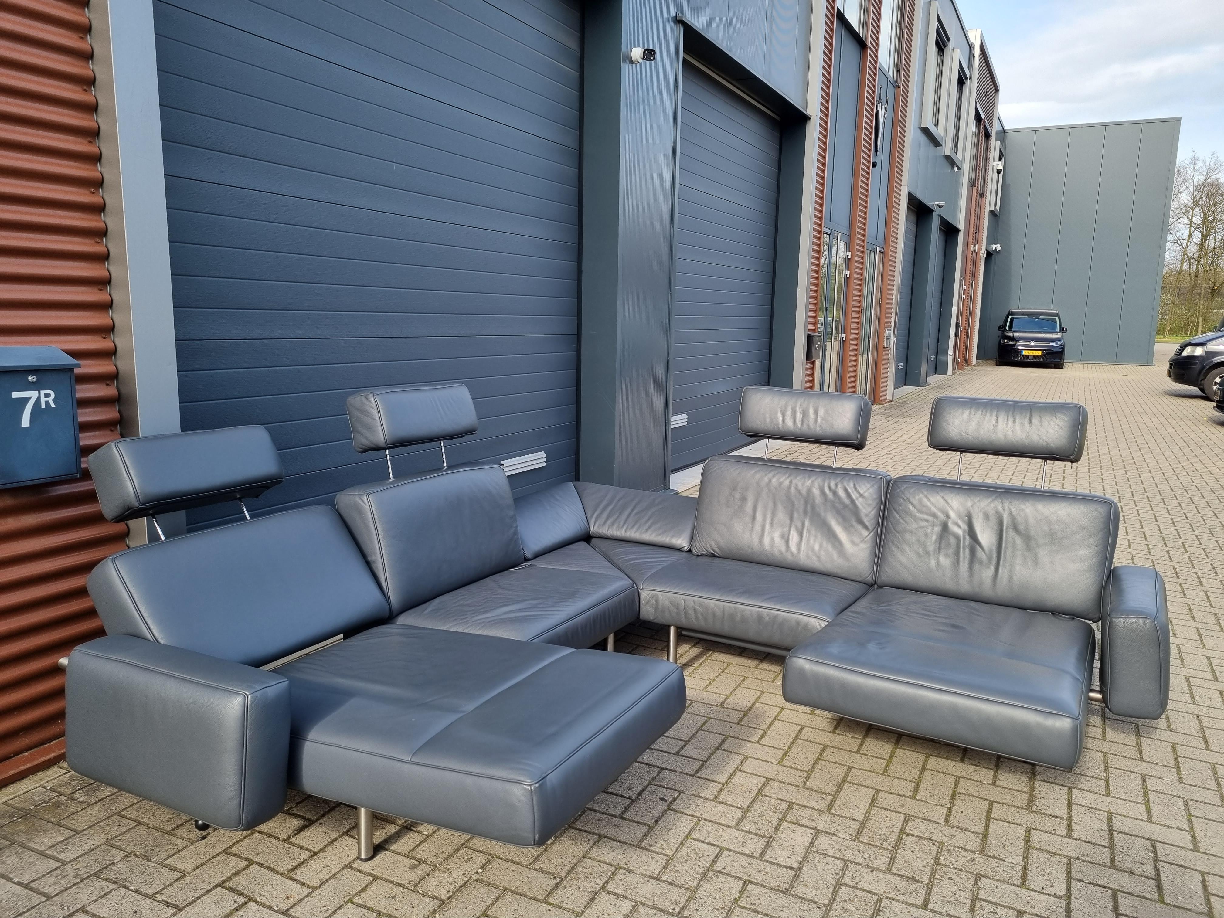 de Sede DS-460 Relaxation Function Sofa in Leather For Sale at 1stDibs