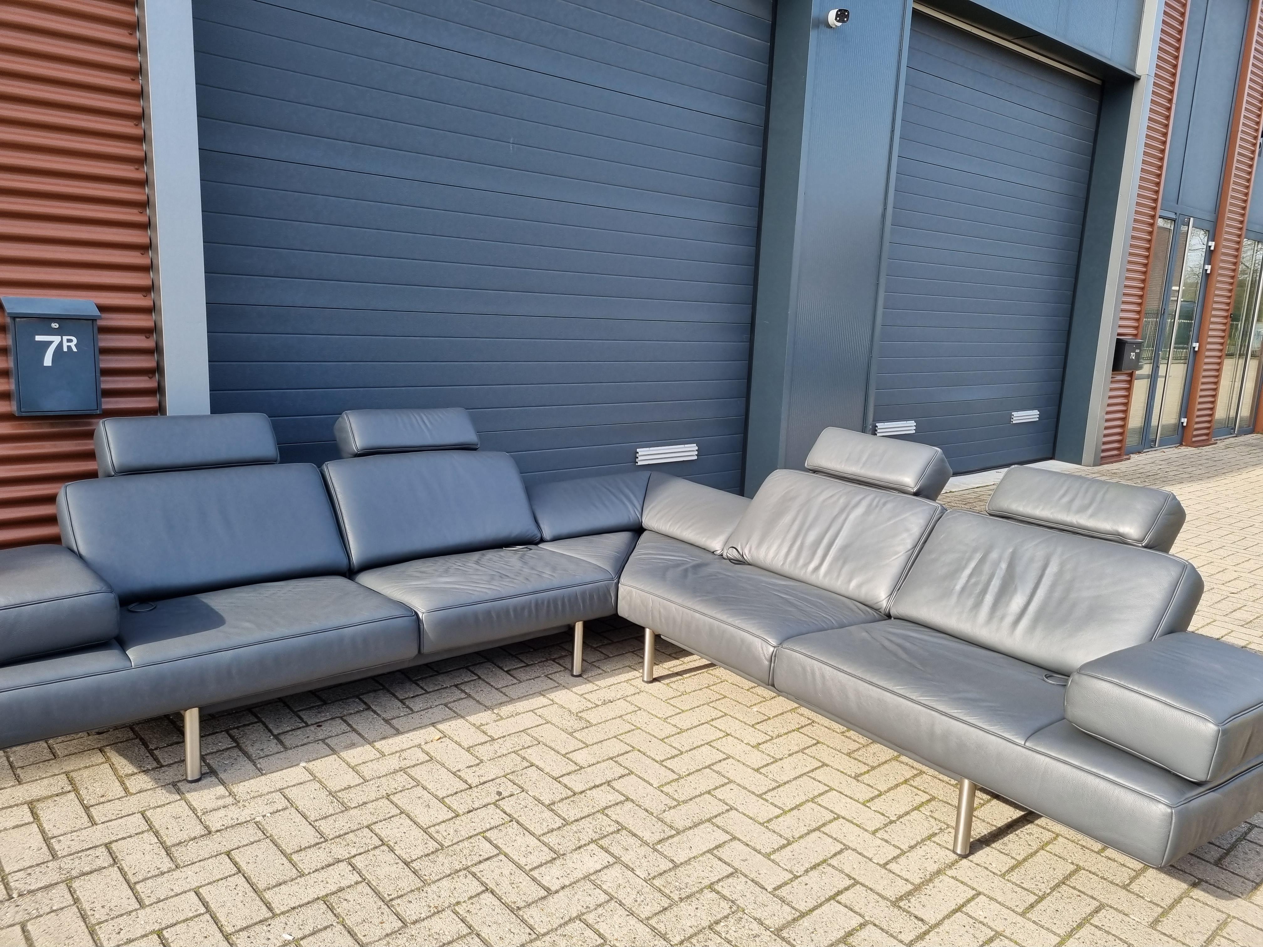 de Sede DS-460 Relaxation Function Sofa in Leather For Sale at 1stDibs