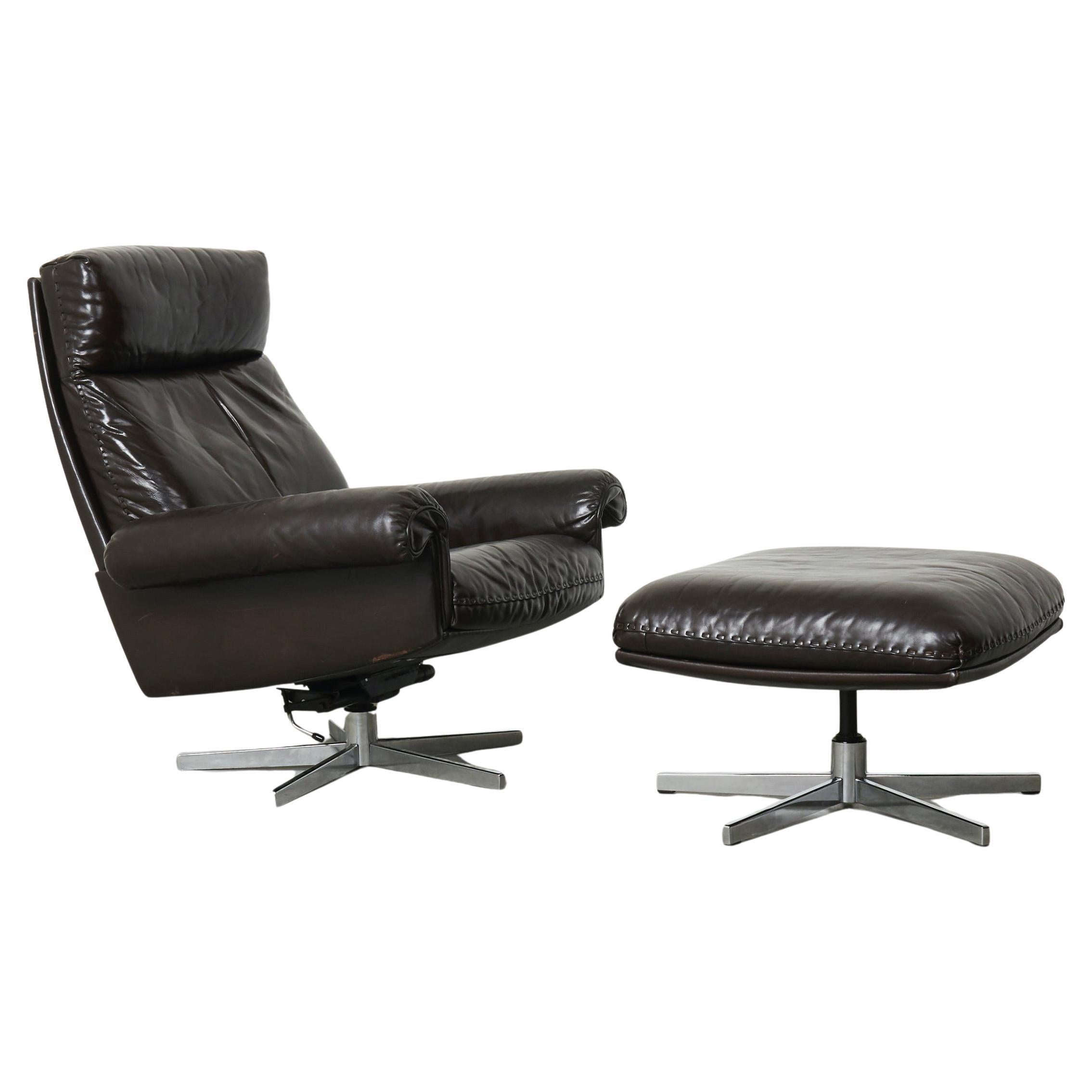 De Sede DS31 lounge chair with hocker For Sale at 1stDibs