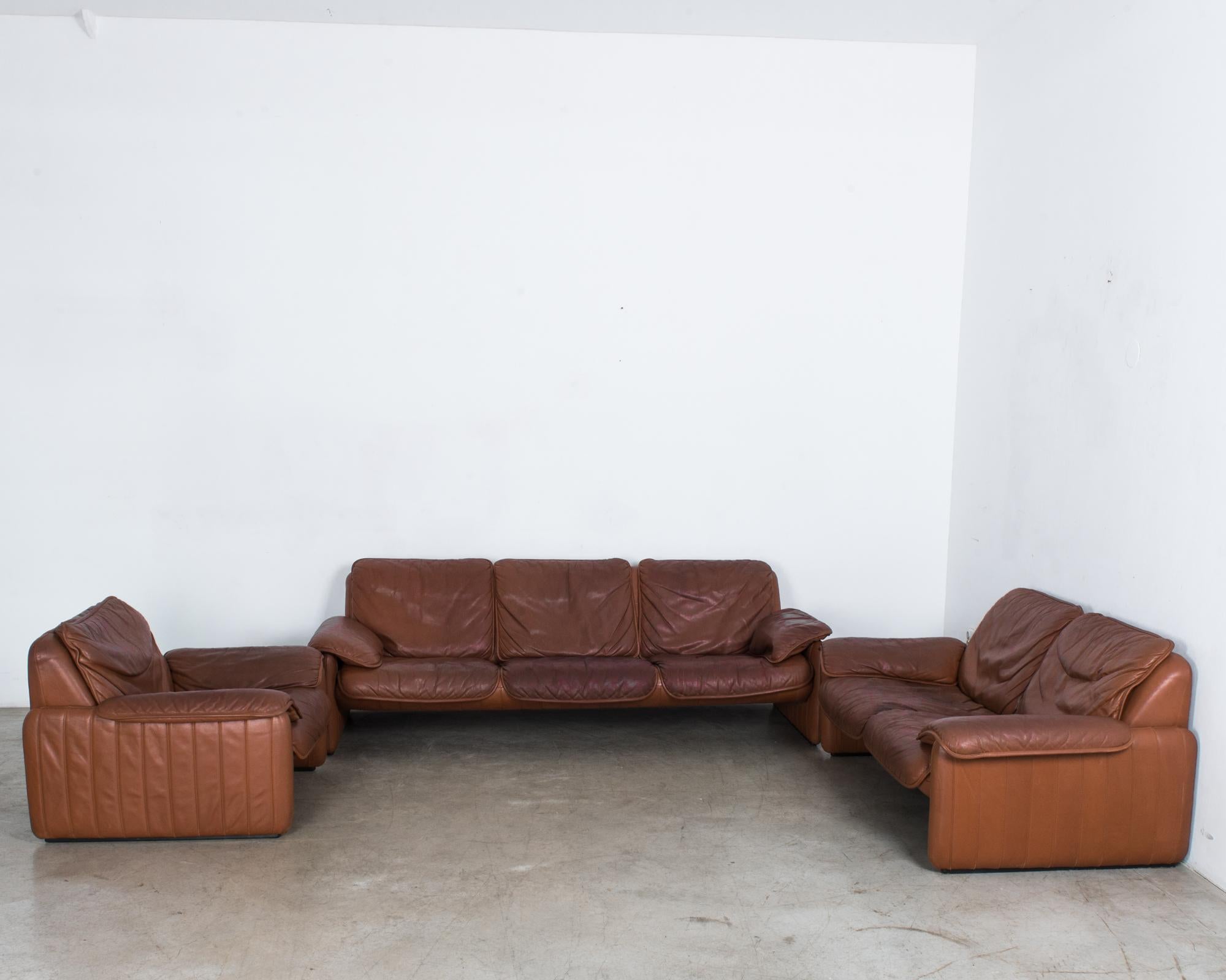 De Sede DS61 Brown Leather Sofa Set, Set of Three at 1stDibs | brown leather chair, brown ...