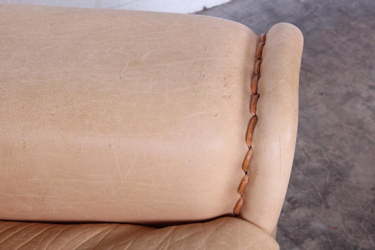De Sede "Sitting Bull" Lounge Chair and Ottoman, Model DS-1010 at ...