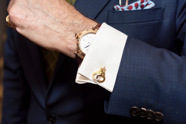 Deakin and Francis 18 Karat Yellow and White Gold Handcuff Cufflinks ...