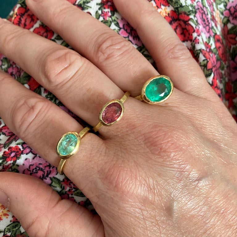 Deborah Murdoch 18 Karat Yellow Gold Oval 1.94ct Green Emerald Ring For ...