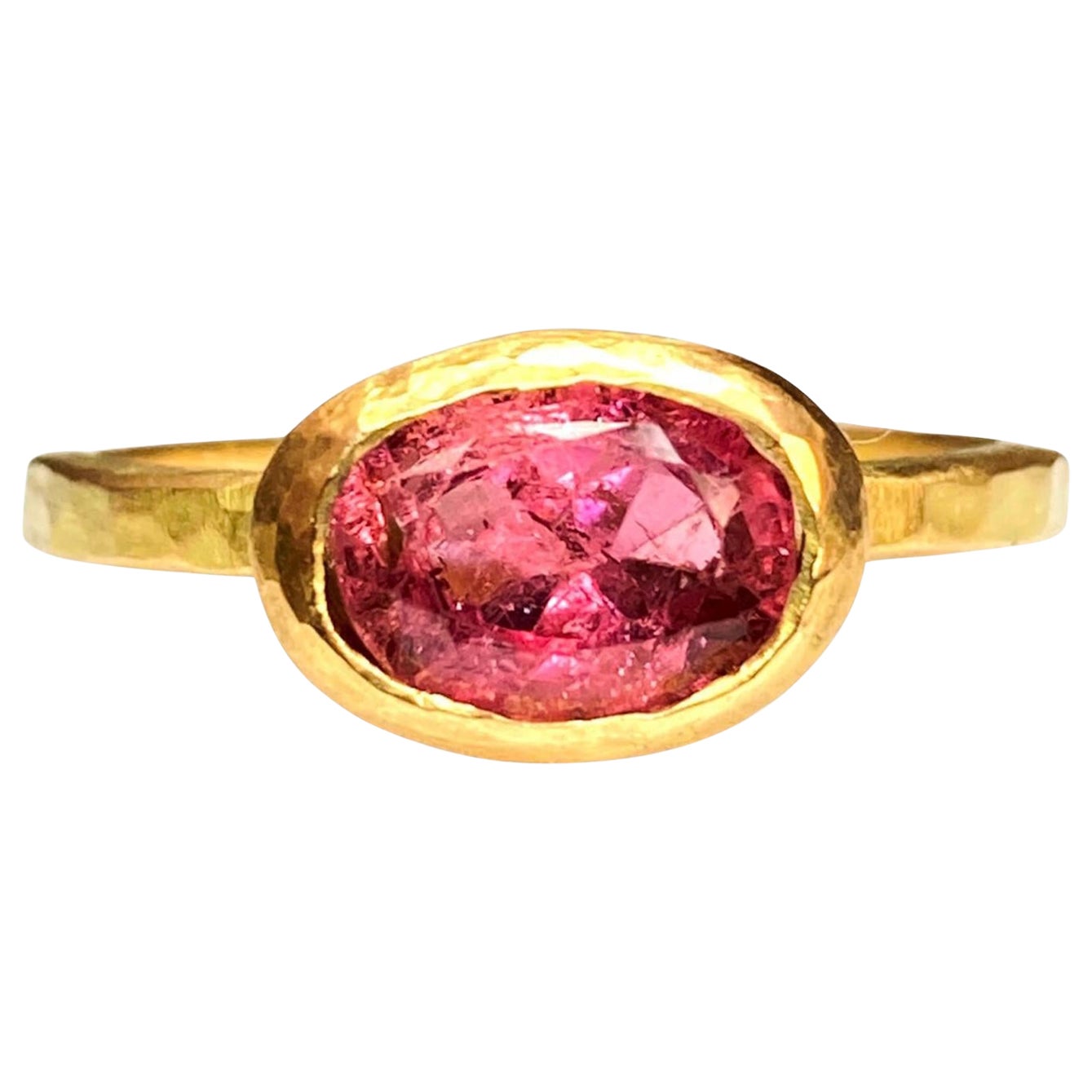 Deborah Murdoch 18 Karat Yellow Gold Oval 1.94ct Green Emerald Ring For ...