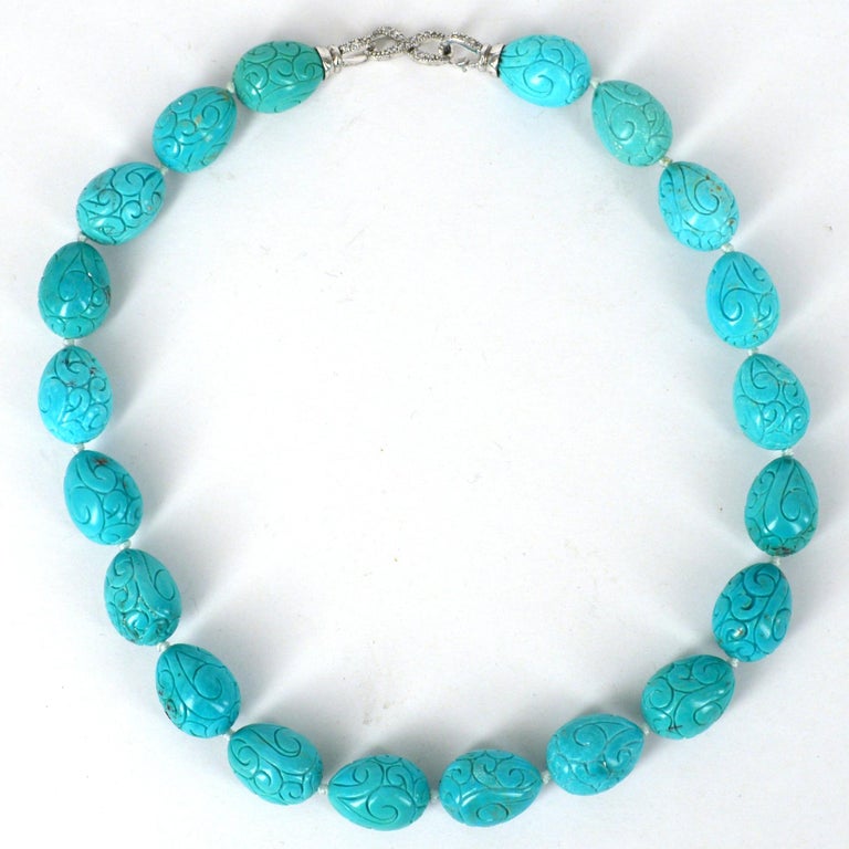 Decadent Jewels Carved Turquoise Silver Necklace For Sale at 1stDibs