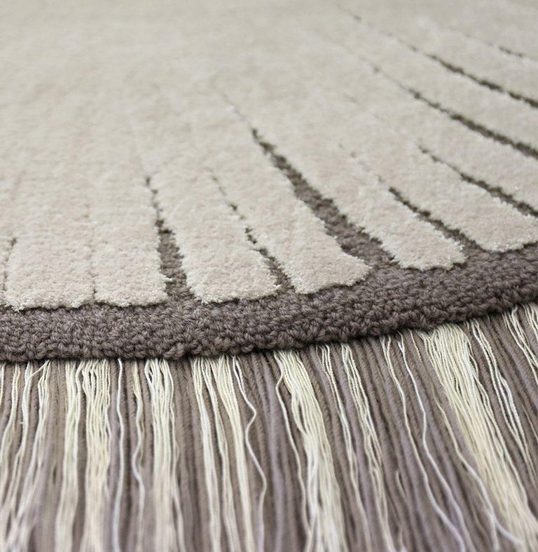 Dêco Rug in Hand-Tufted Wool and Botanical Silk For Sale at 1stDibs